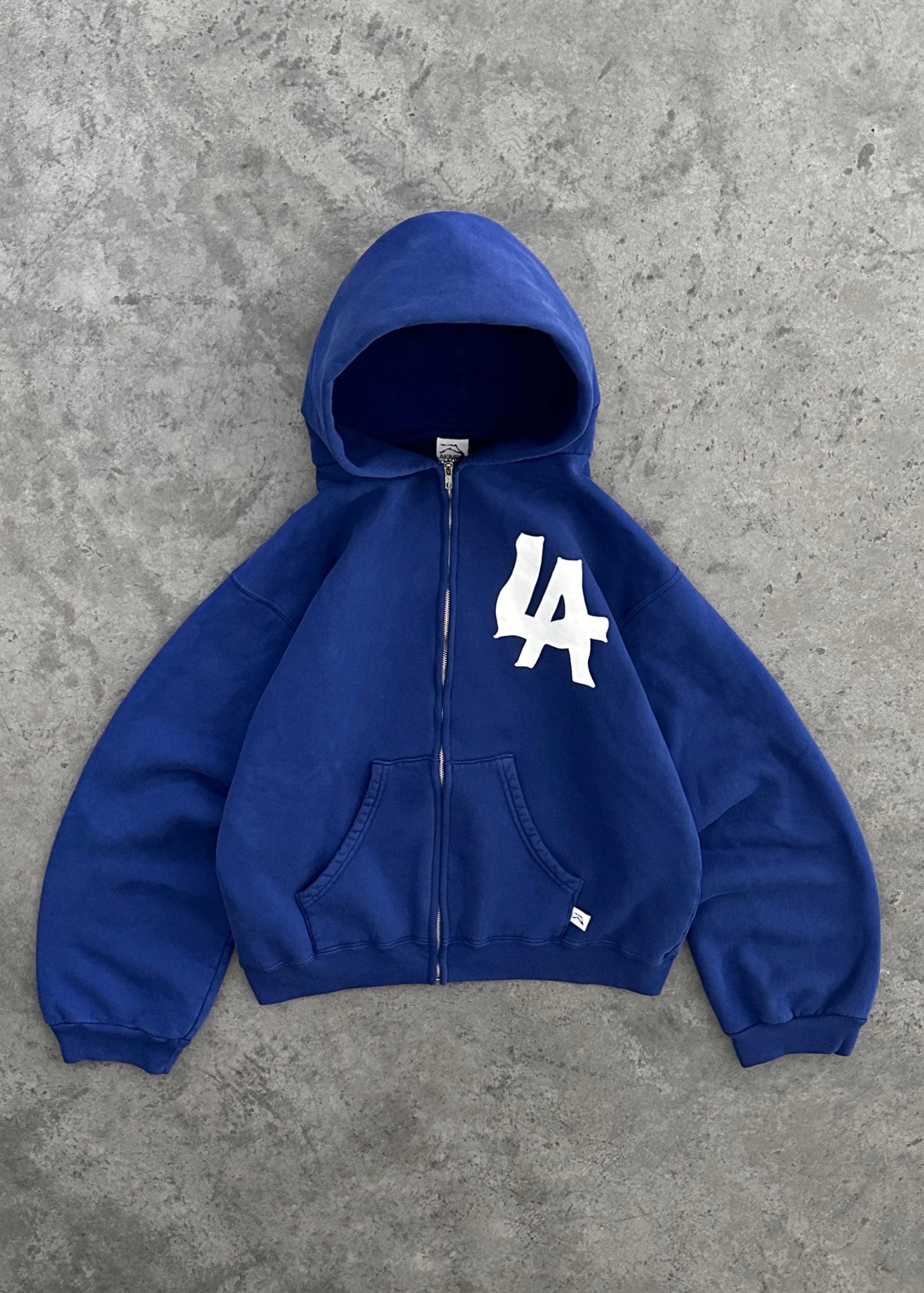 AKIMBO – AKIMBO CLUB